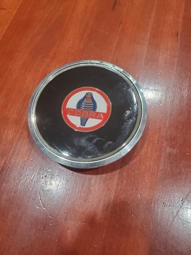 Steering wheel center cap